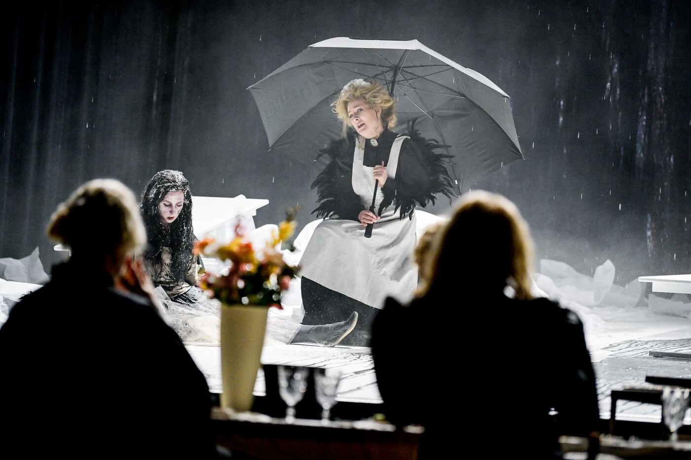 Innocence - Stücke - Semperoper Dresden