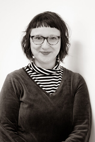 Eva Butzkies - Personen - Semperoper Dresden